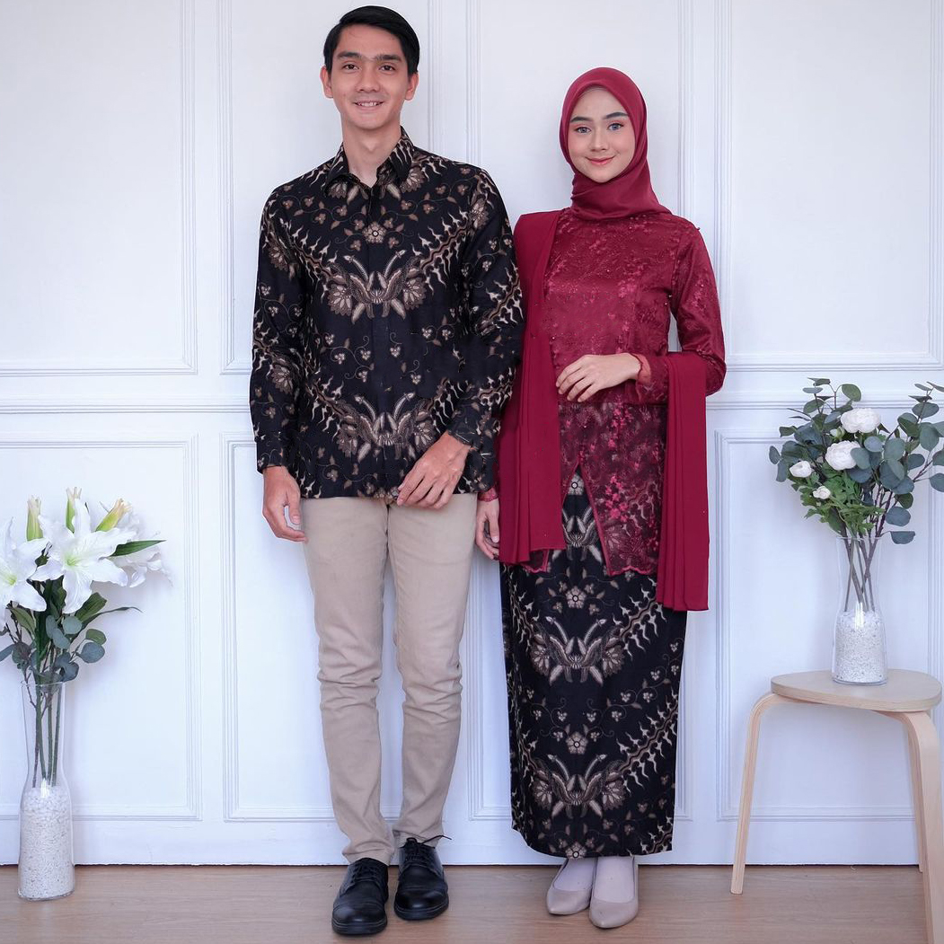 Ini Rekomendasi Kebaya Merah Yang Bisa Untuk Wisuda Atau Ini Rekomendasi Kebaya Merah Yang Bisa Untuk Wisuda Atau